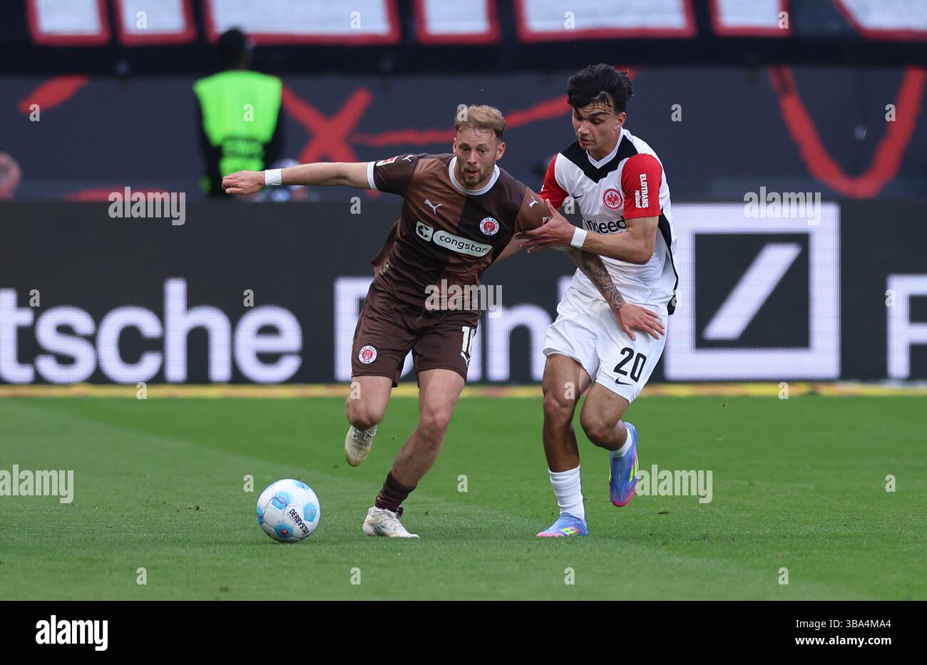 11.05.2025, Fussball Bundesliga, Eintracht Frankfurt - FC St. Pauli, v ...