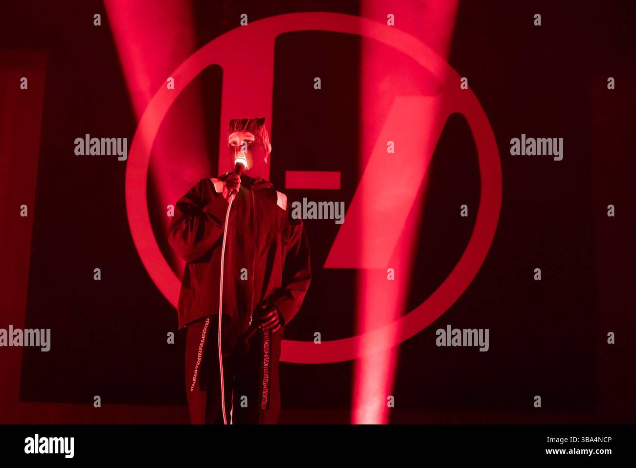 Manchester, England, 11th May, 2025. Twenty One Pilots performing at AO ...