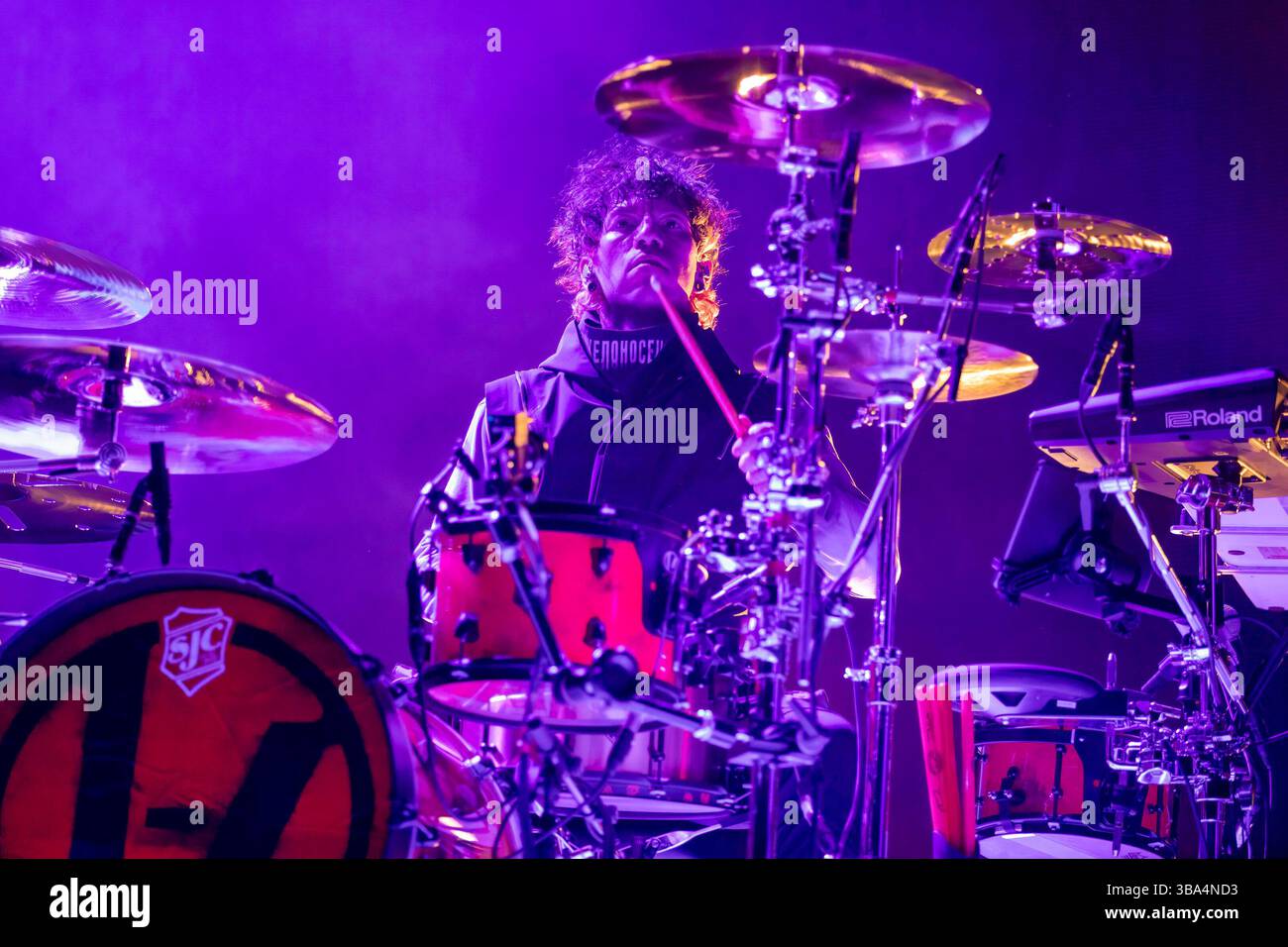 Manchester, England, 11th May, 2025. Twenty One Pilots performing at AO ...
