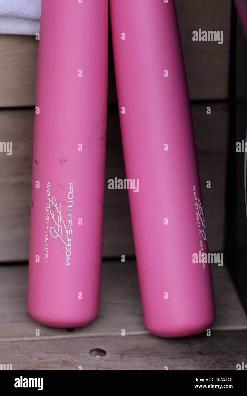 Seattle Mariners' Julio Rodríguez's pink bats honoring Mother's day is ...