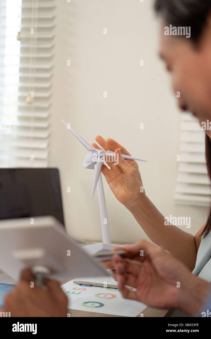 Sustainability esg strategy presentation hi-res stock photography and ...