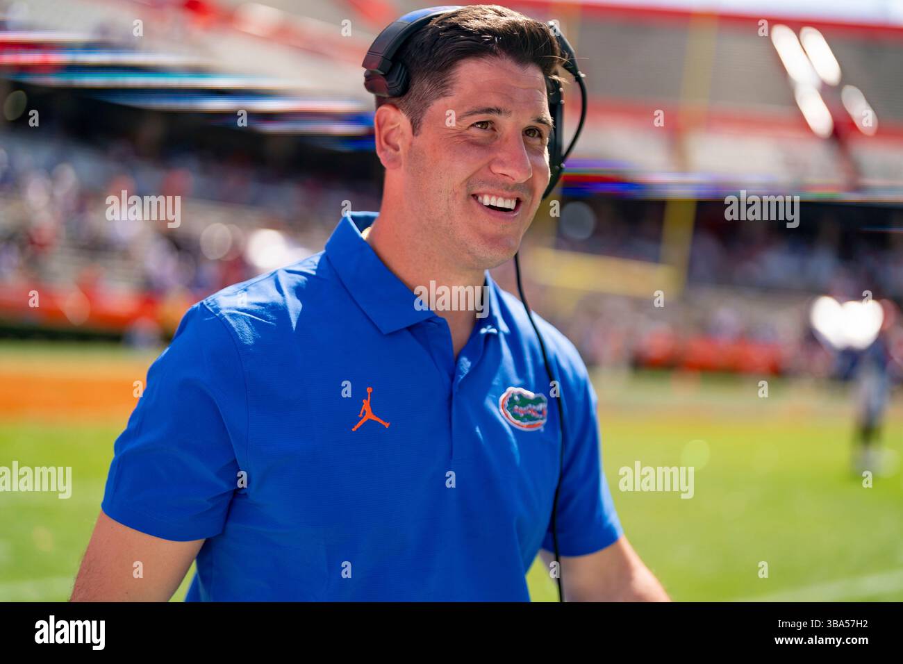 GAINESVILLE, FL - APRIL 12: Florida Gators defensive coordinator Vinnie ...