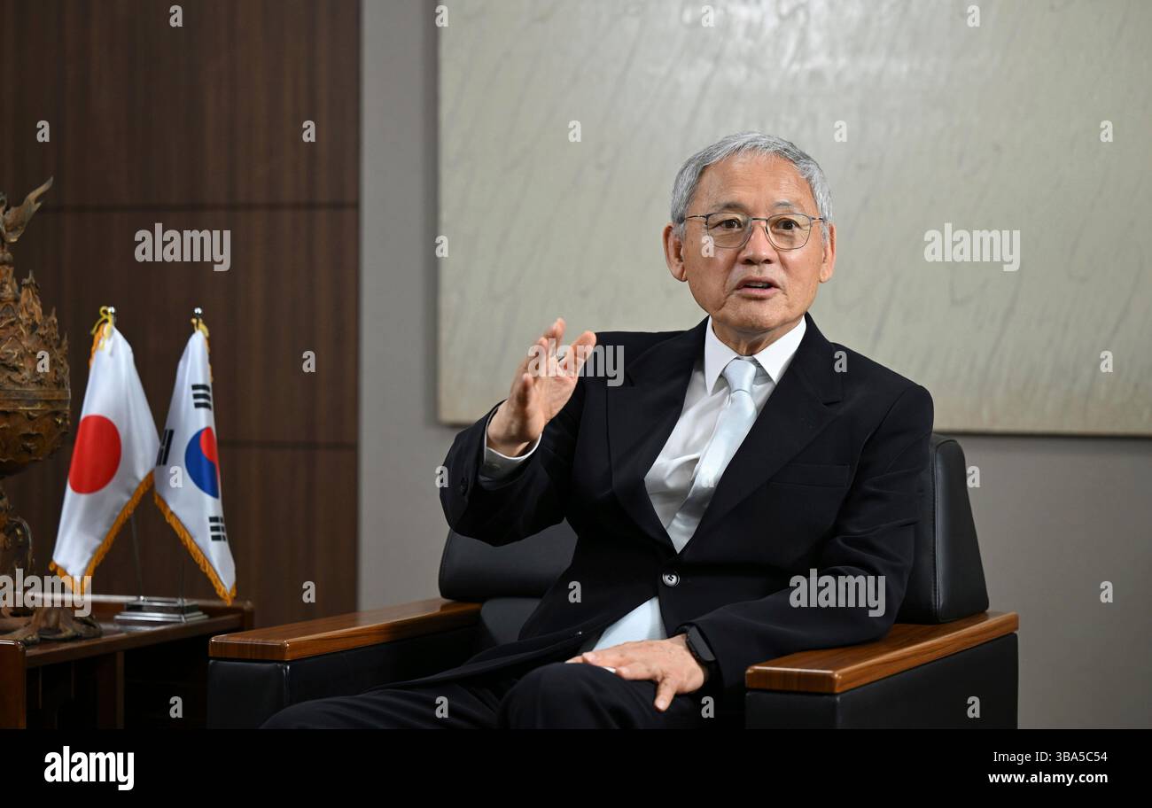 Minister of Culture, Sports and Tourism Republic of Korea Yu In Chon ...