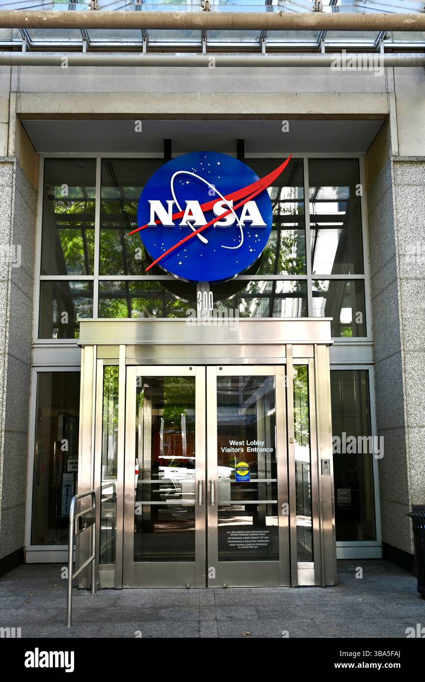 Iss logo hi-res stock photography and images - Alamy