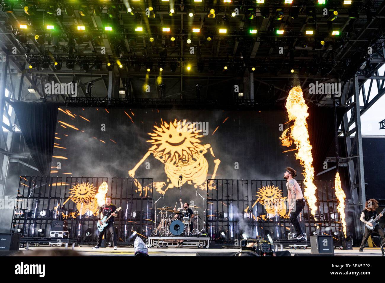 Oshie Bichar, from left, Connor Denis, and Caleb Shomo of Beartooth ...