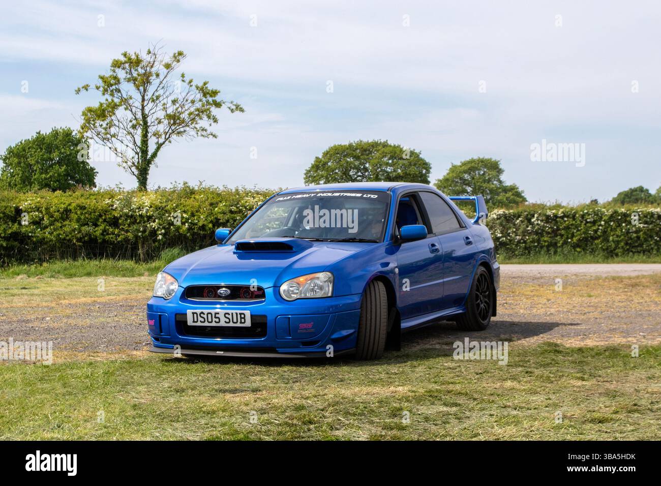 2005 Blue Subaru Impreza Wrx-Sti Type UK saloon Car Petrol 1994 cc ...