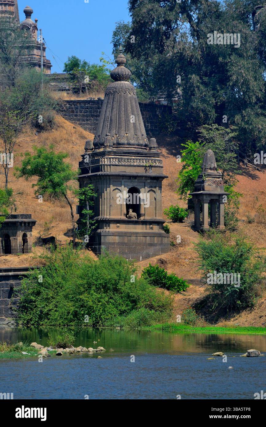 Small old temples near Dakshin Kashi Shiv temple, Mahuli Sangam, Satara ...
