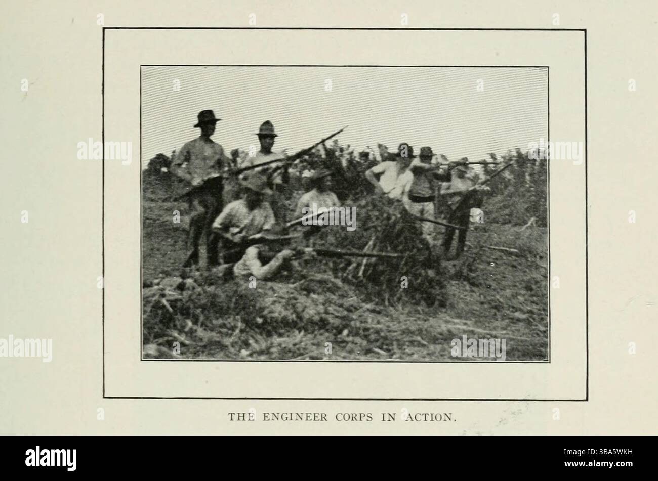 Engineer corps in action hi-res stock photography and images - Alamy