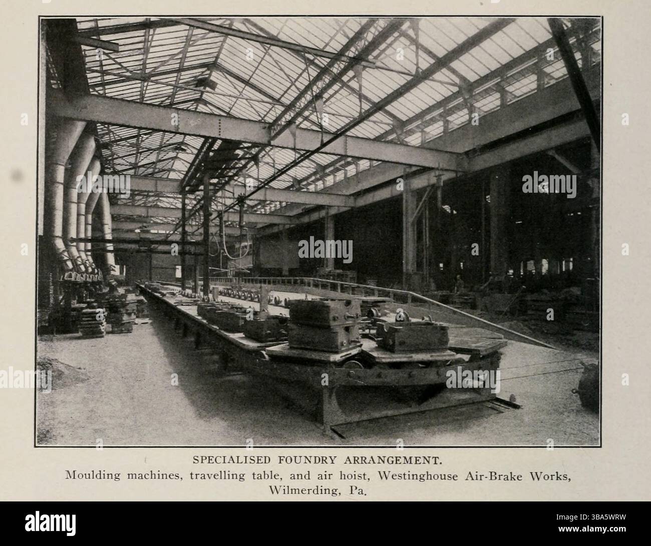 Moulding machines hi-res stock photography and images - Alamy
