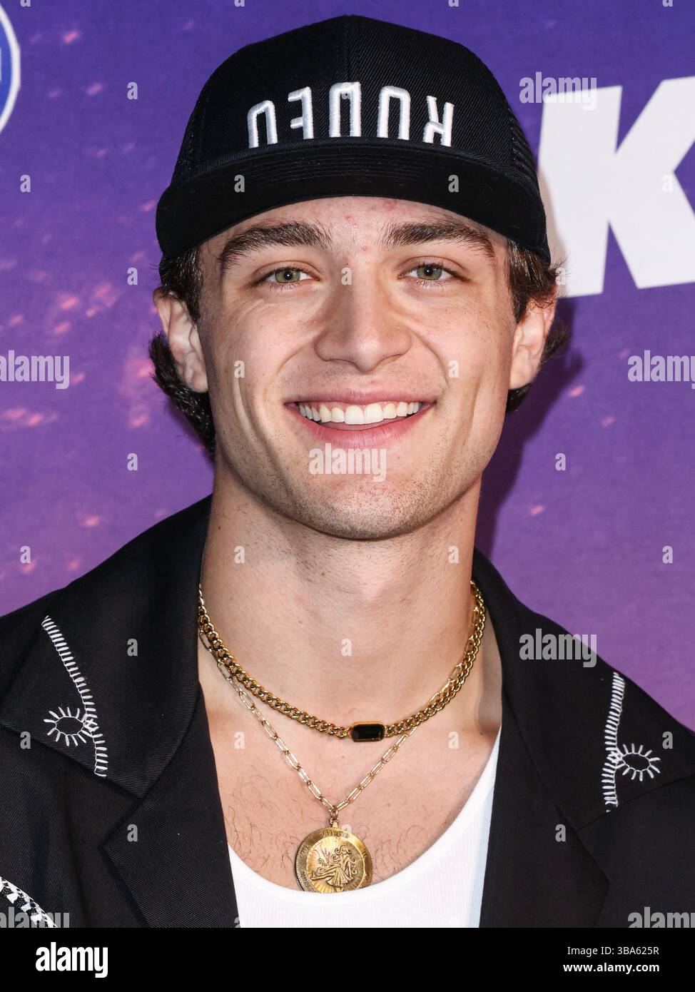 HUNTINGTON BEACH, ORANGE COUNTY, CALIFORNIA, USA - MAY 10: American ...