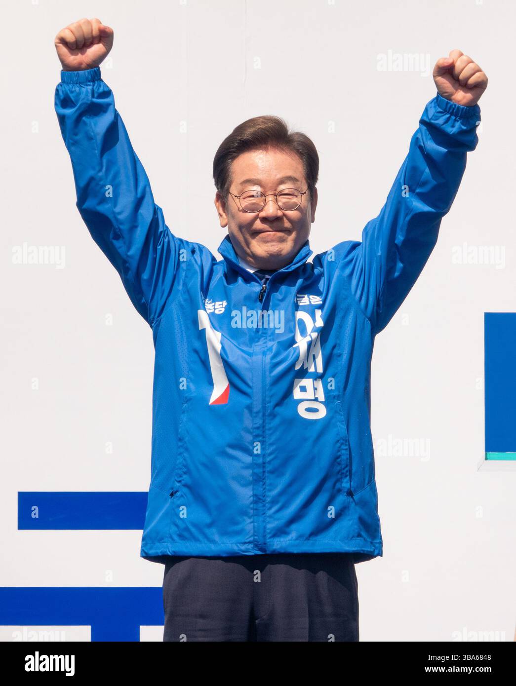 Seoul, South Korea. May 12, 2025 : Lee Jae-Myung, the presidential candidate of the liberal ...