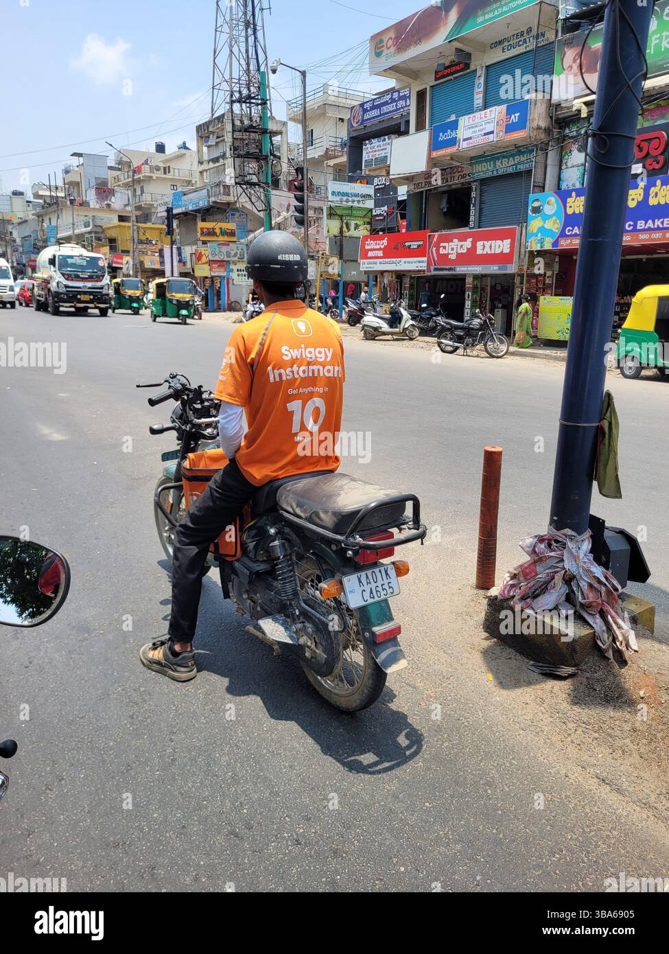 Swiggy Zomato Blinkit Zepto Big basket Auto Bike delivery partners from ...