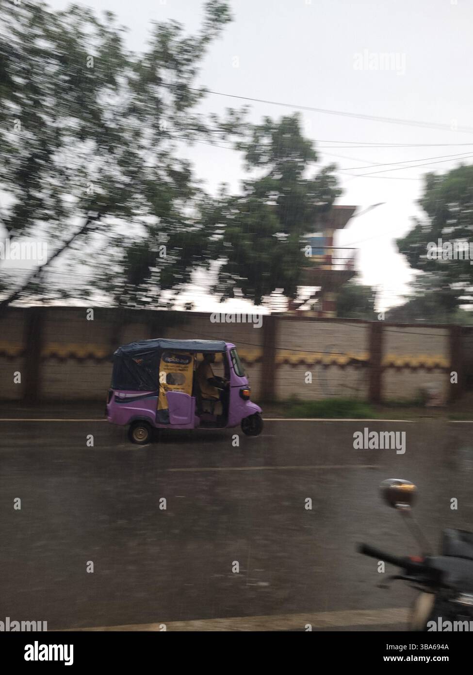 Swiggy Zomato Blinkit Zepto Big basket Auto Bike delivery partners from ...