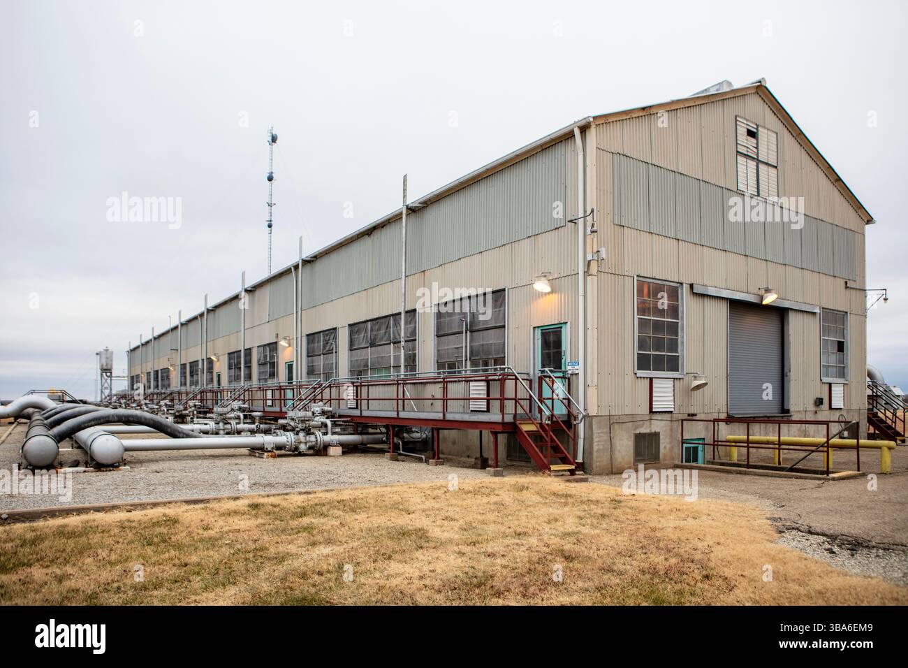 Compressor station working in Kansas Stock Photo - Alamy