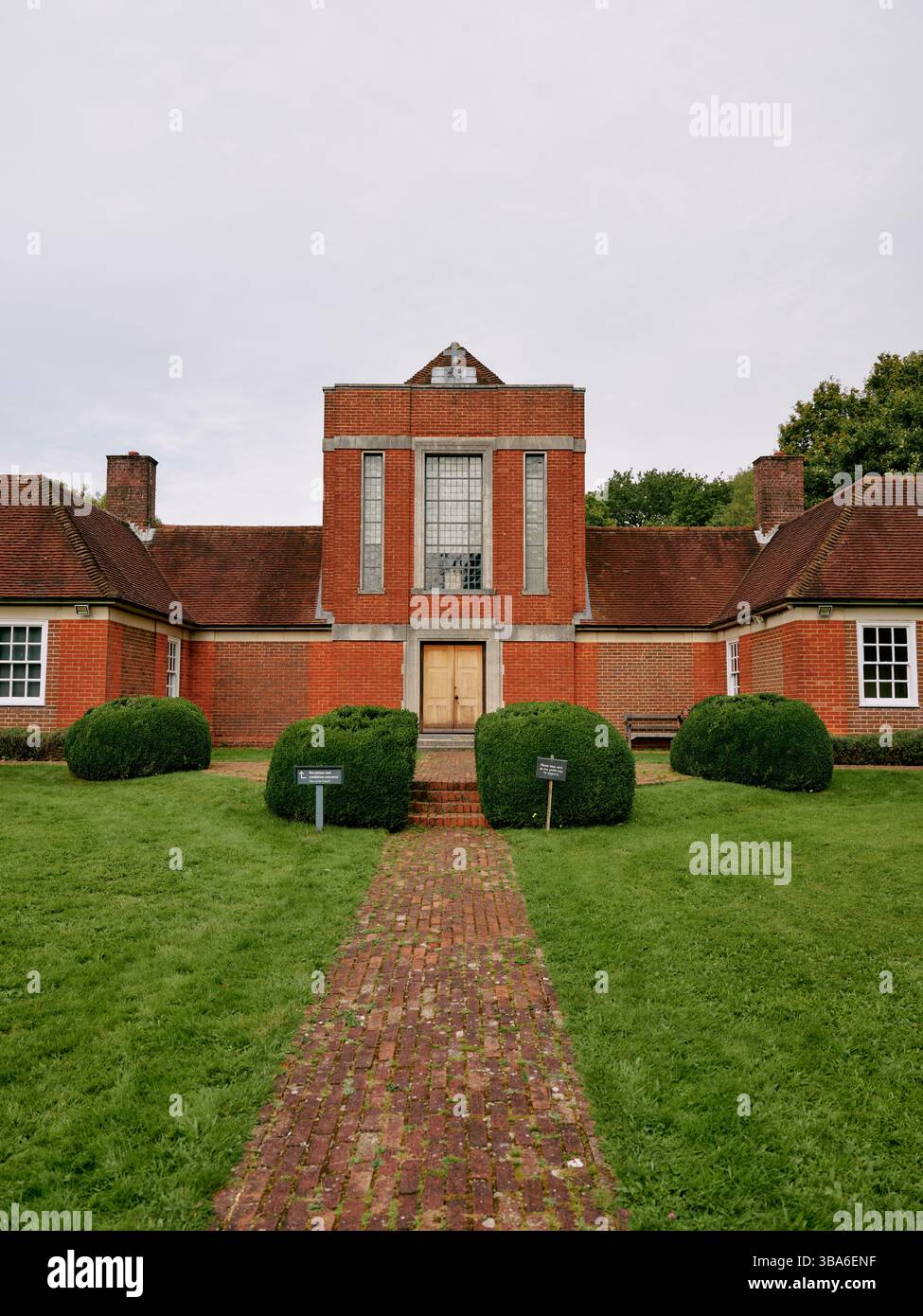 Stanley spencer war mural hi-res stock photography and images - Alamy