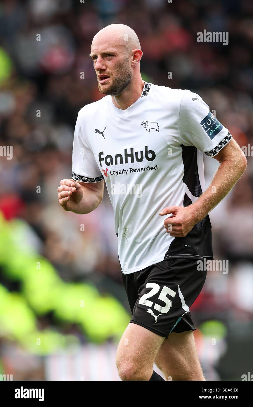 Derby County's Matt Clarke during the Sky Bet Championship match at ...