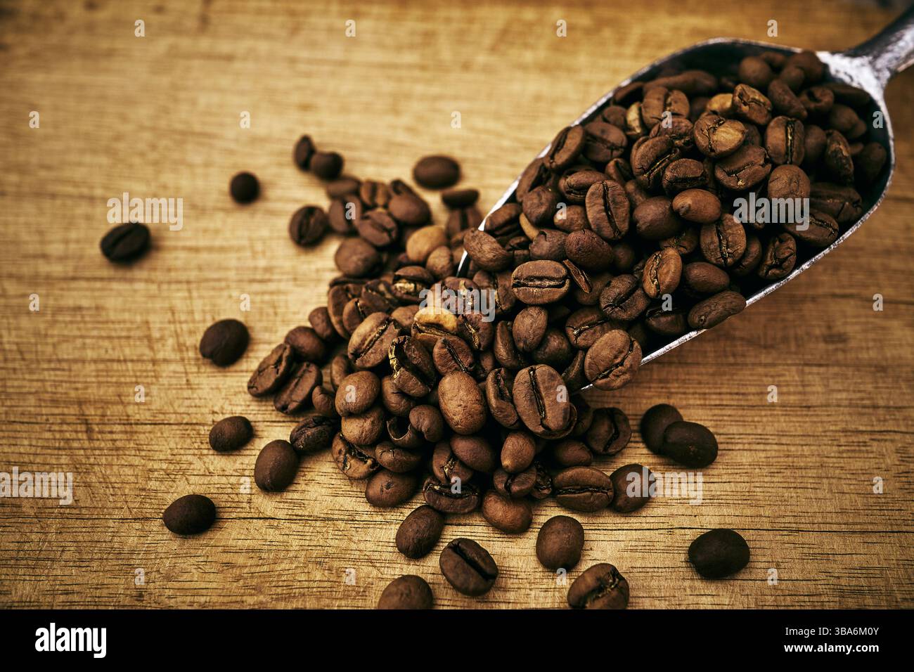 Dispensing scoop hi-res stock photography and images - Alamy