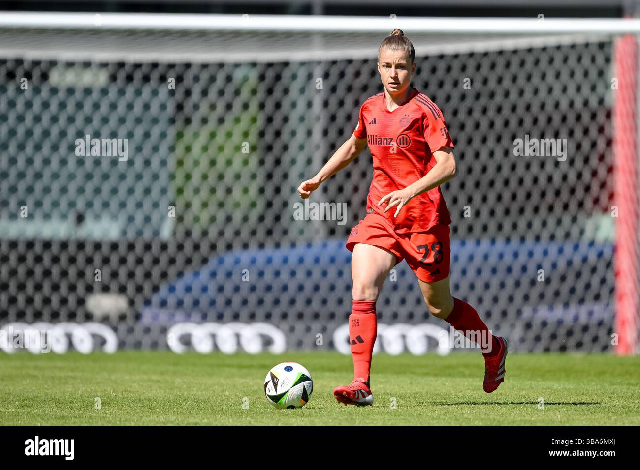 Munich, Germany. 11th May, 2025. Soccer, Women: Bundesliga, Bayern ...
