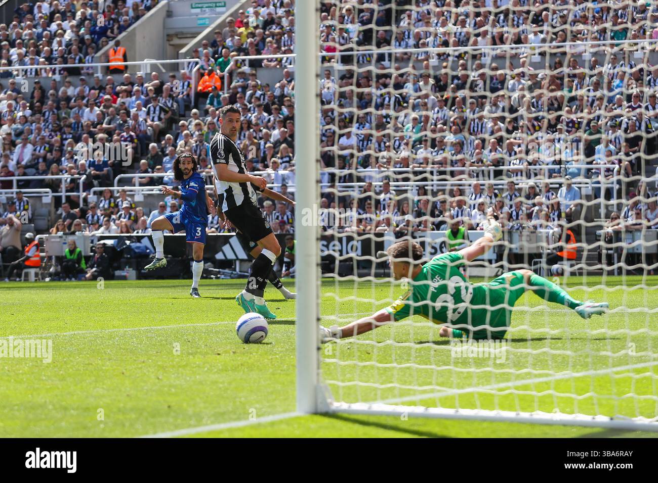 Newcastle, UK. 11th May, 2025. Nick Pope Of Newcastle United makes a ...