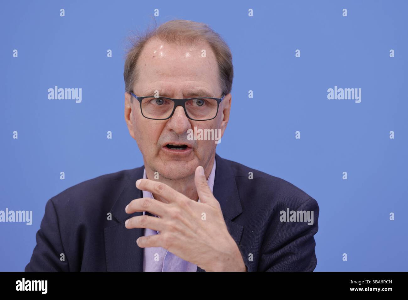 Prof. Dr. Dirk Messner, Präsident des Umweltbundesamtes UBA ...