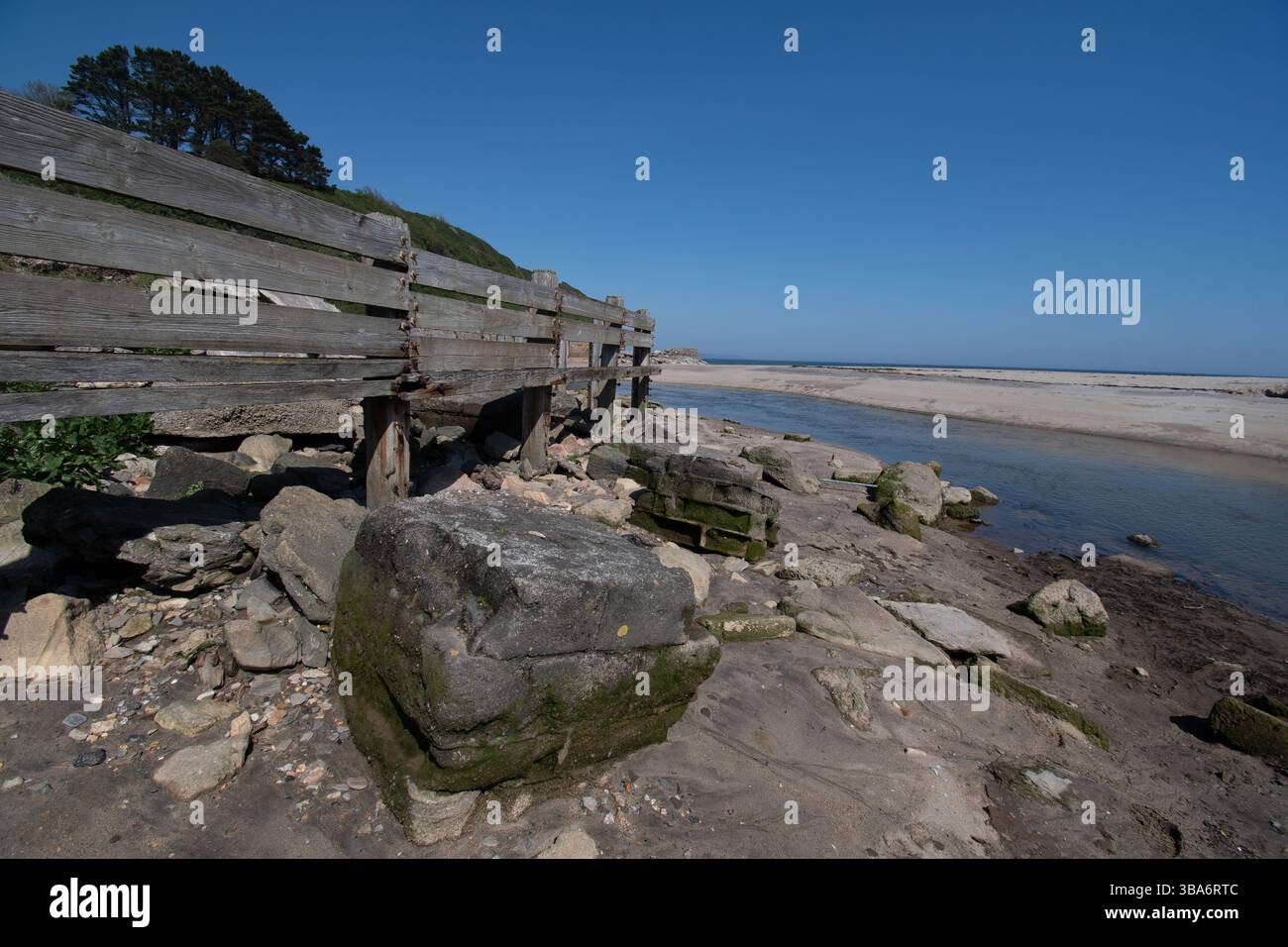 The ruins of Pentewan Harbour Cornwall Stock Photo - Alamy
