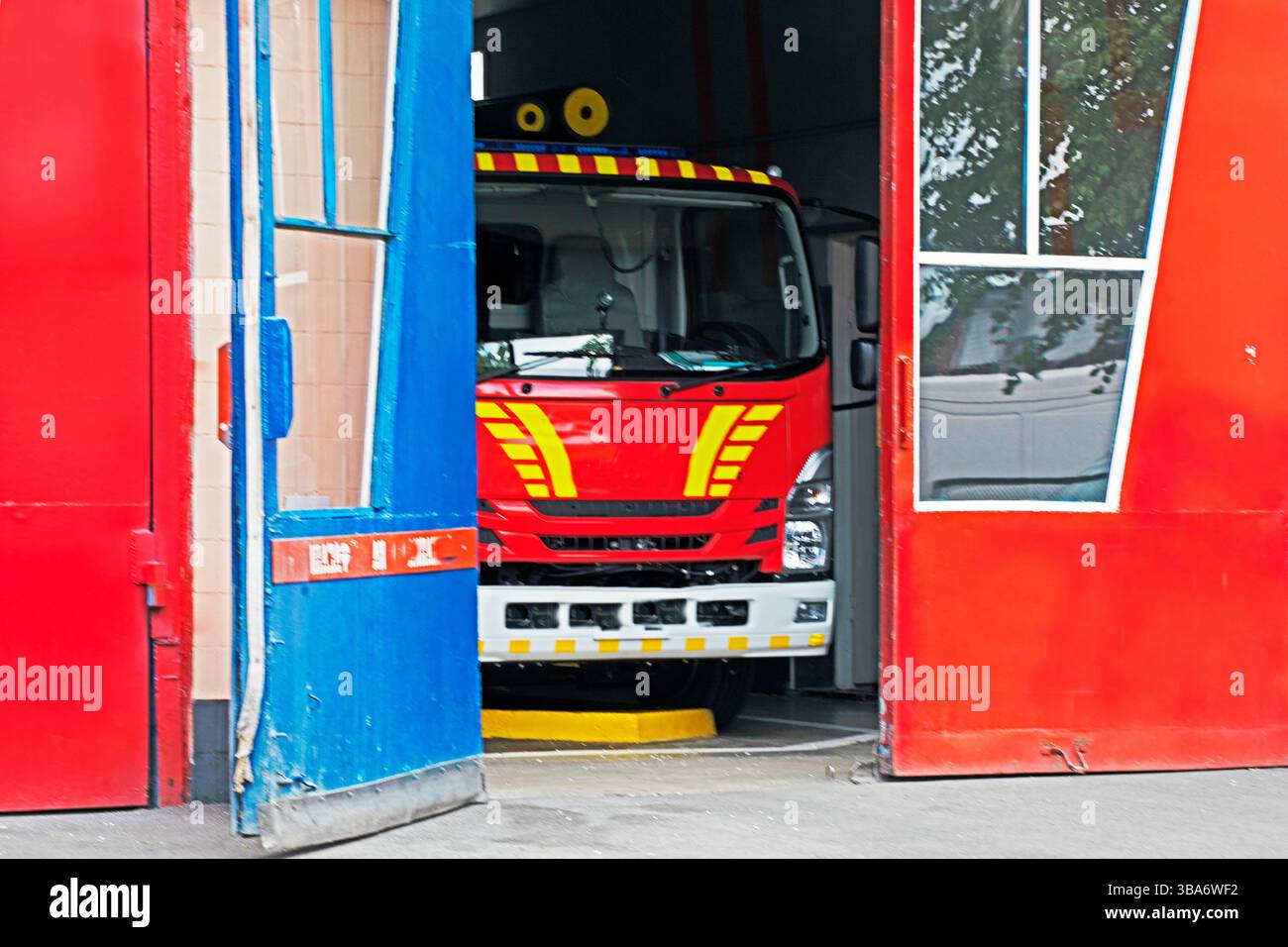 fire department with open gates for the fire engine to leave. Quick ...