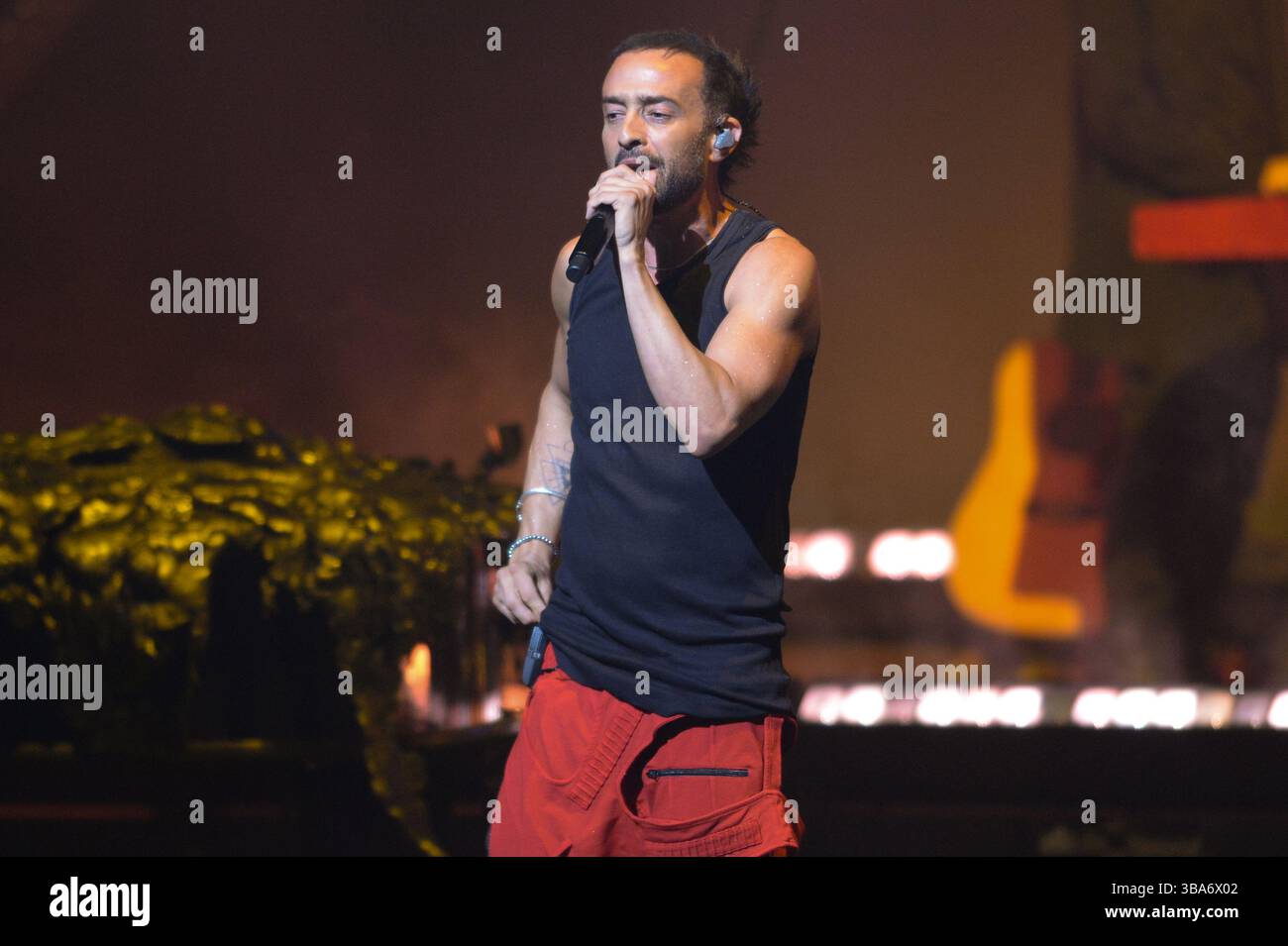 Hollywood, USA. 11th May, 2025. Mario Domm performs with Camila in ...