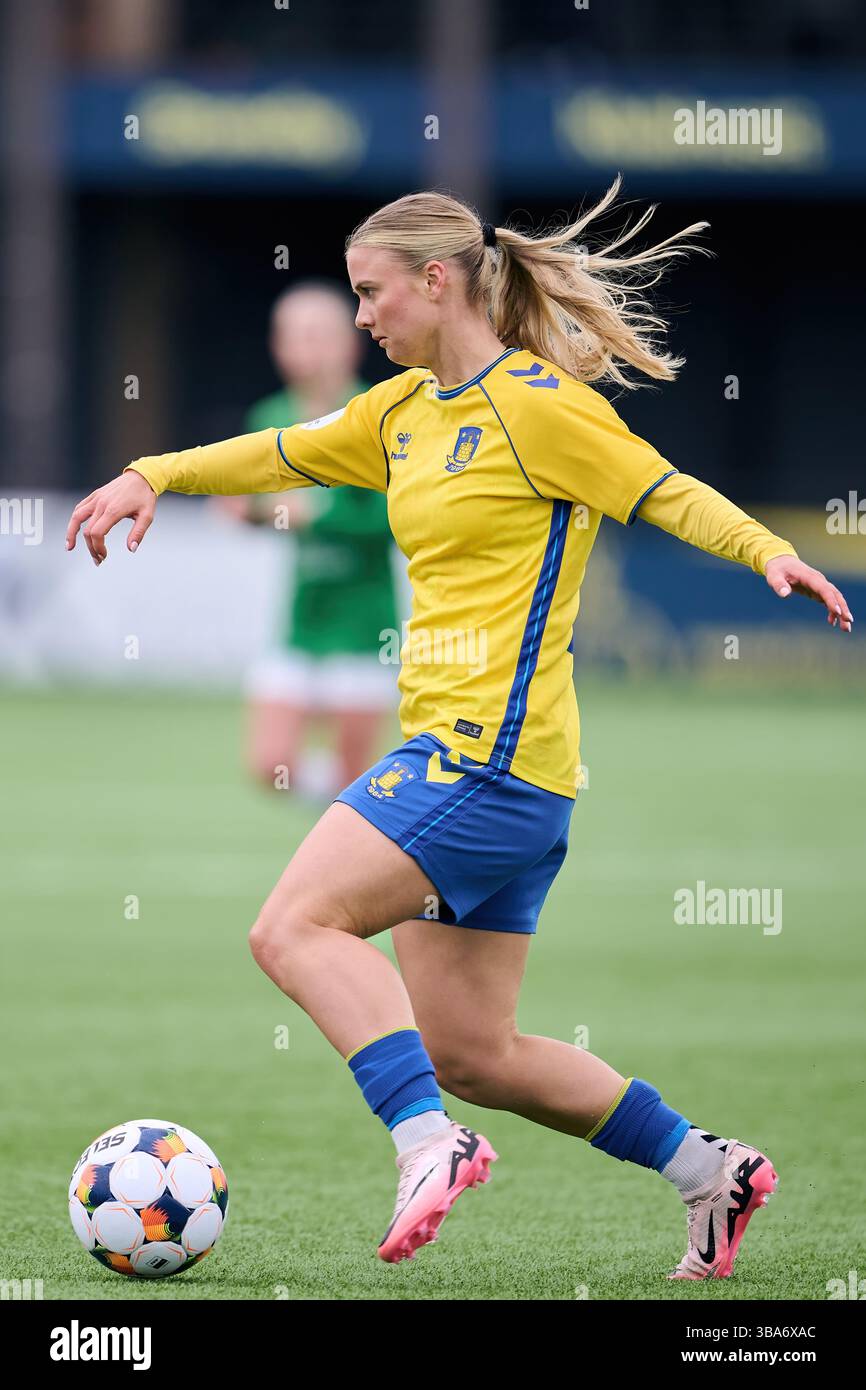 Broendby, Denmark. 10th, May 2025. Linnea Borbye (28) of Broendby IF ...