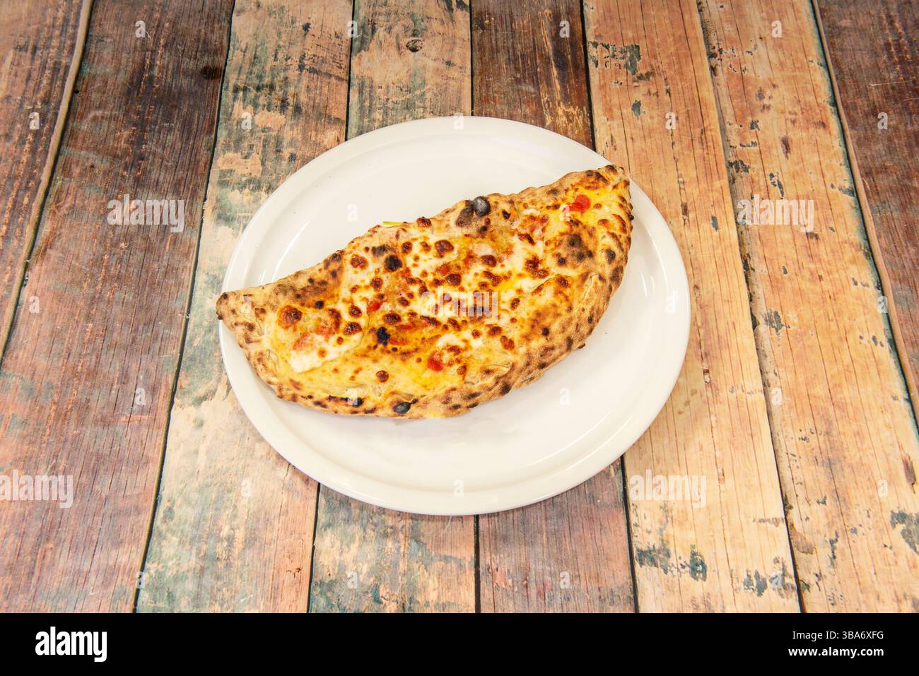 Freshly baked stuffed mushrooms hi-res stock photography and images - Alamy