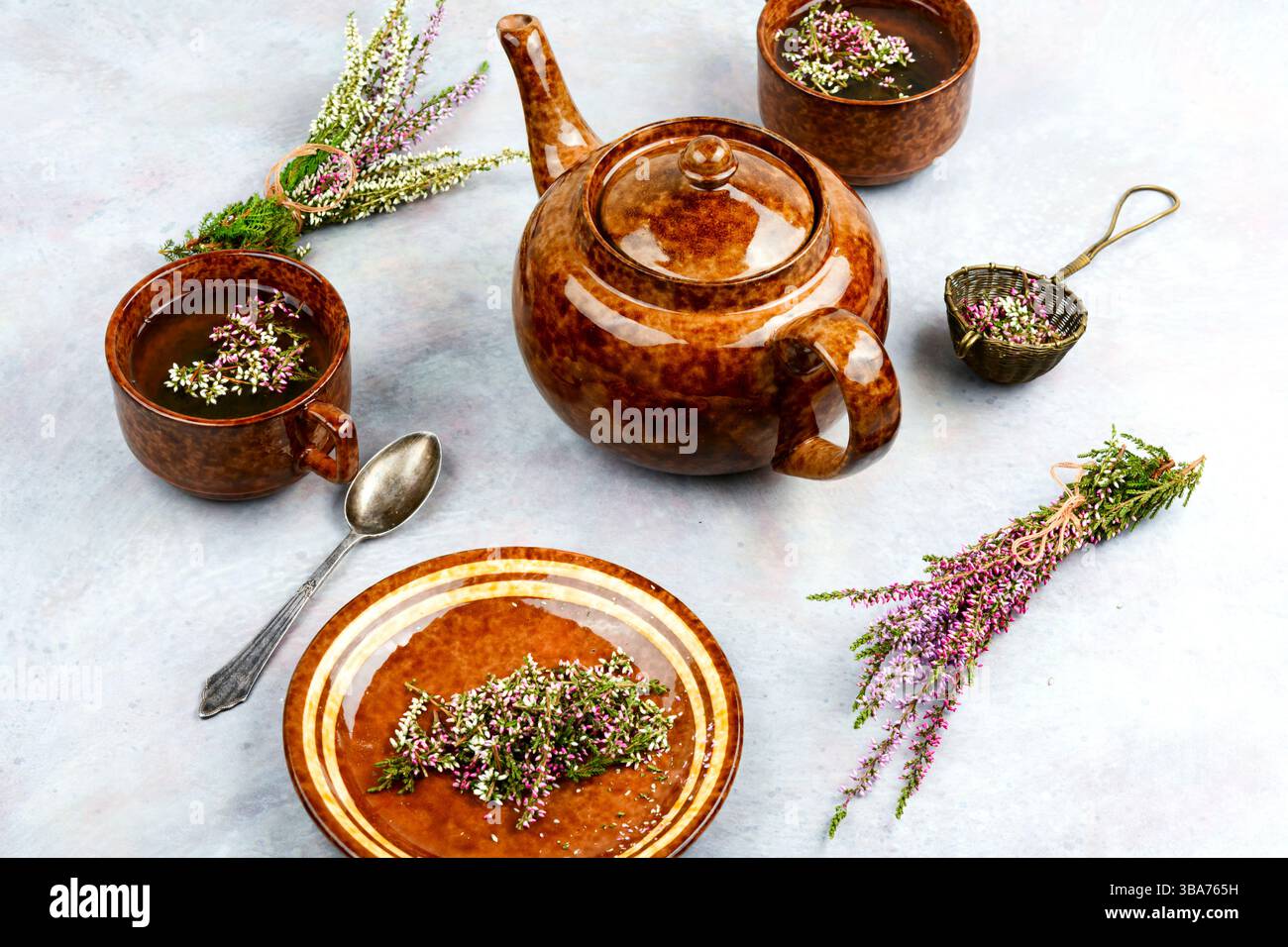 Natural herbal tea made from fresh heather. Healthy and relaxing hot ...