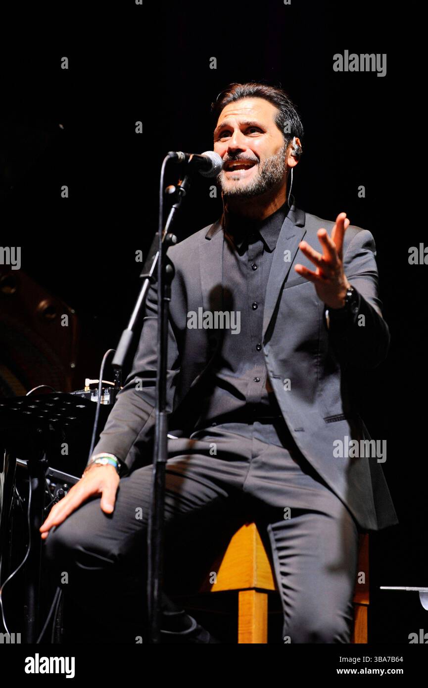 Der spanische Flamenco-Sänger David Carpio im Essener Grillo-Theater ...