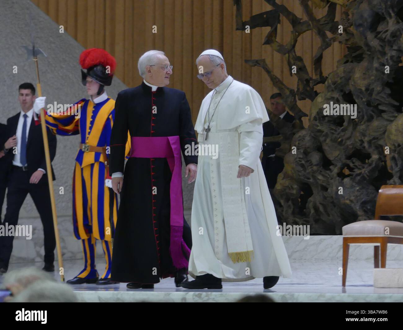 In vatican audience hall hi-res stock photography and images - Alamy