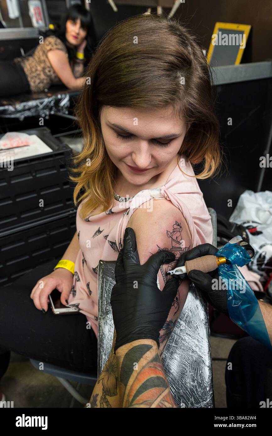 Tattoo on the body | Tatouage sur le corps Stock Photo - Alamy