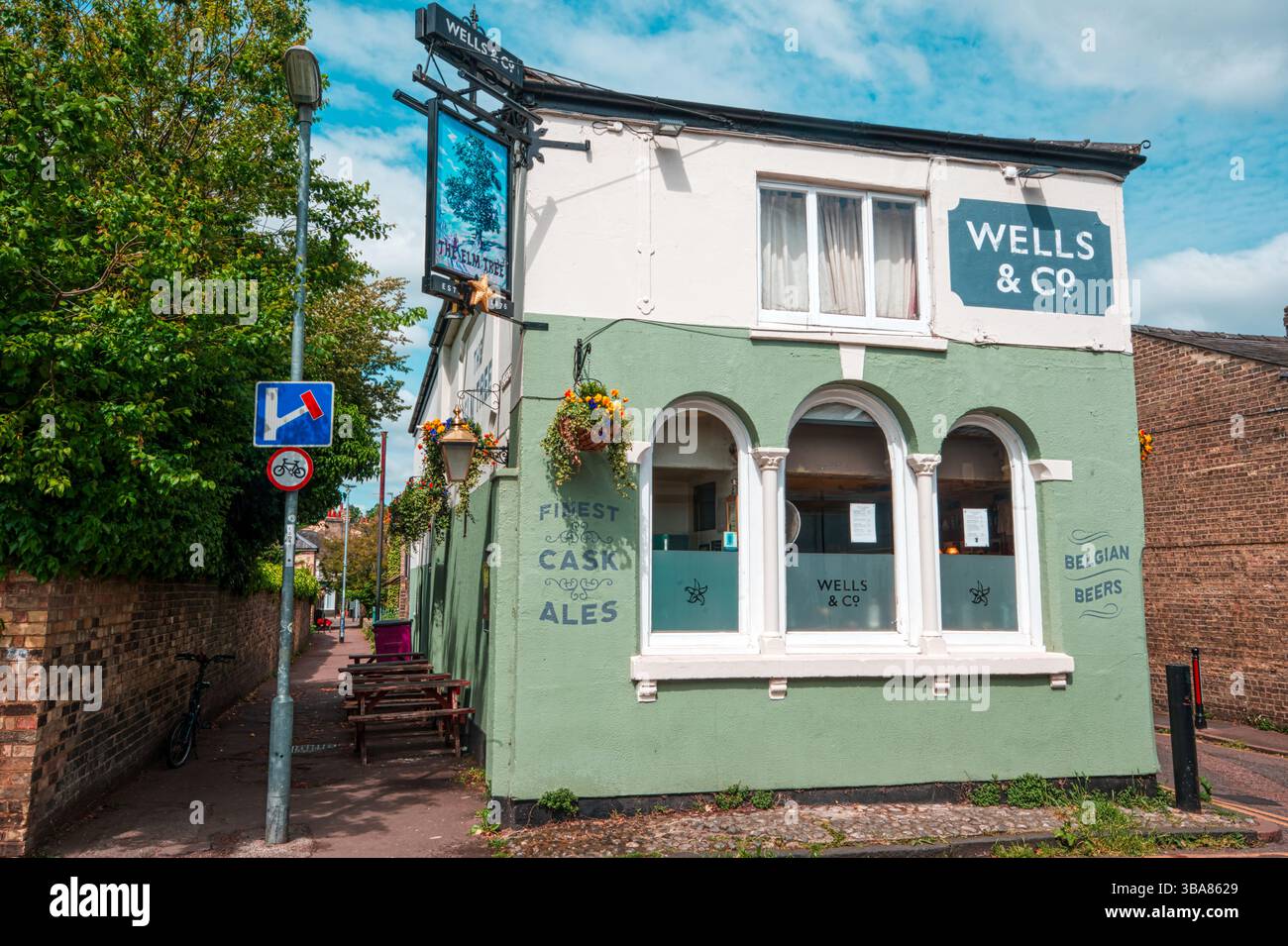 Eden street kite hi-res stock photography and images - Alamy