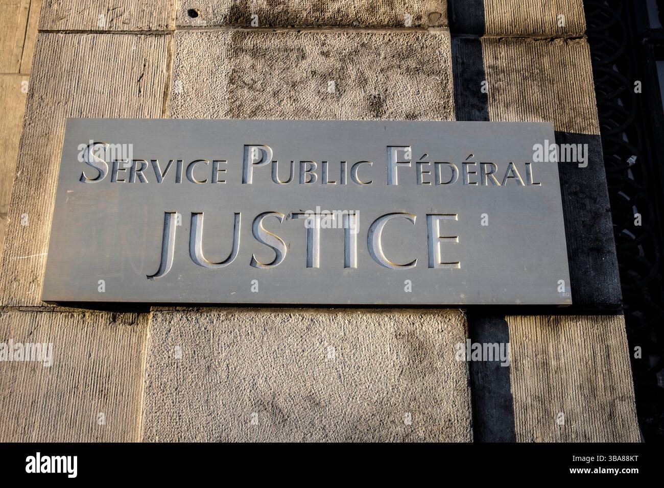 FOD Justitie sign | panneau SPF Justice Stock Photo - Alamy