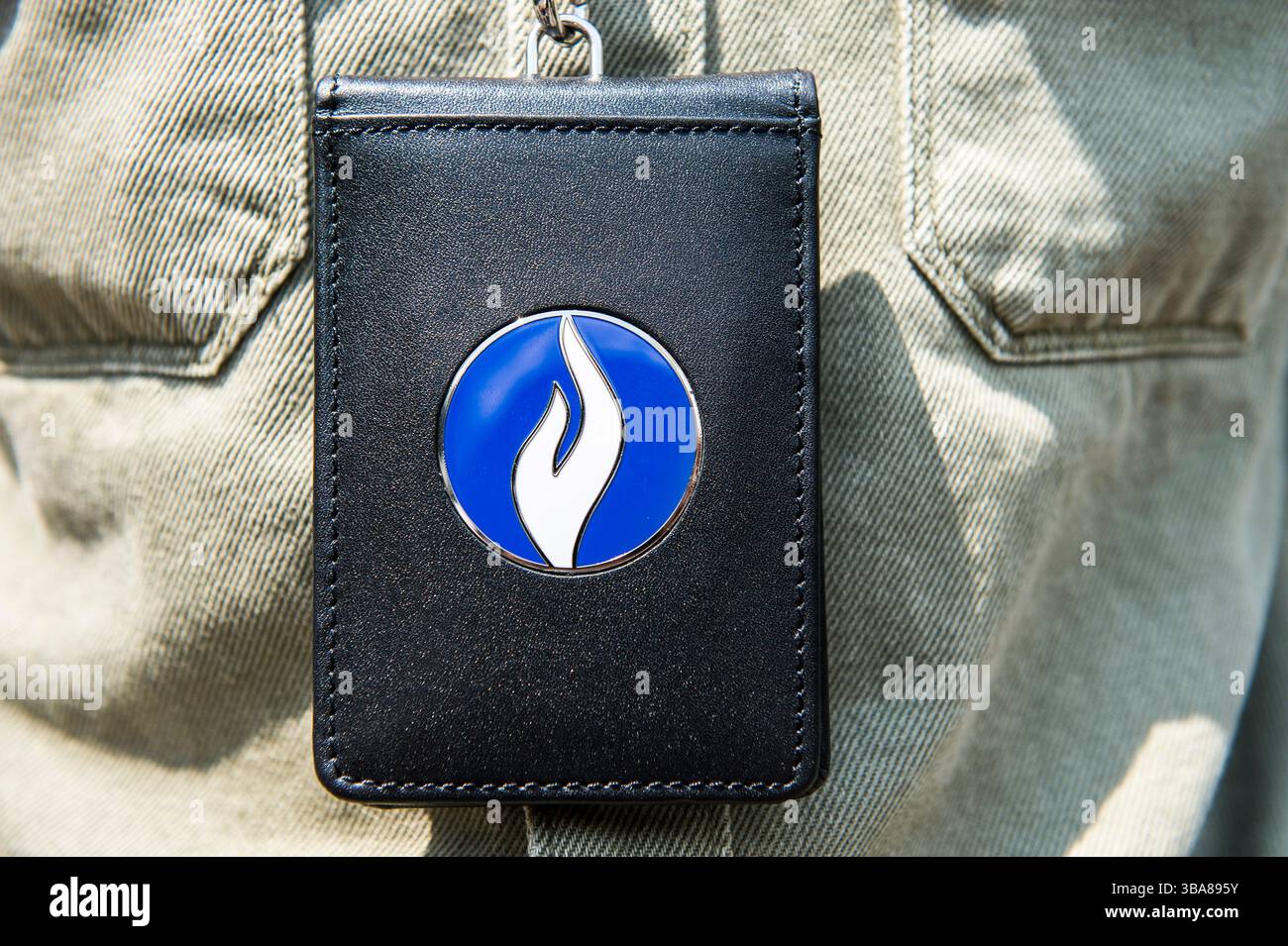 La police badge hi-res stock photography and images - Alamy