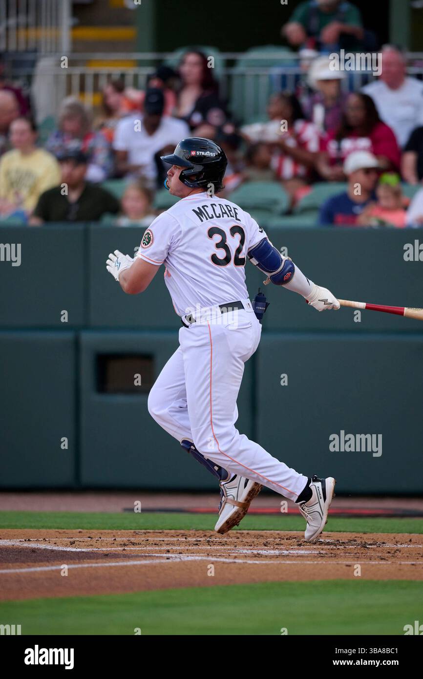 Columbus Clingstones David McCabe (32) bats during an MiLB Southern ...