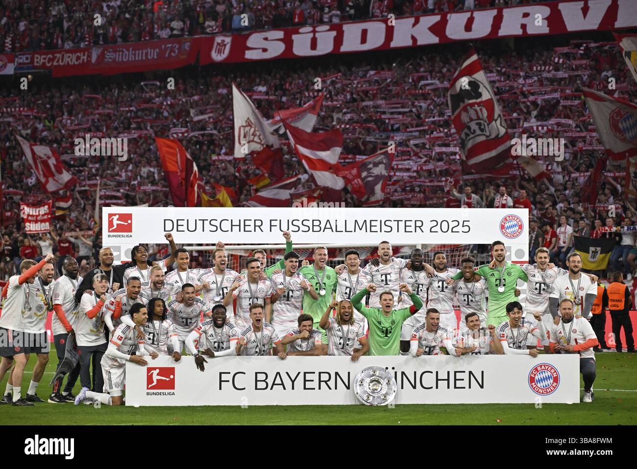 FC Bayern Munich FCB celebrates 34th championship title, championship ...