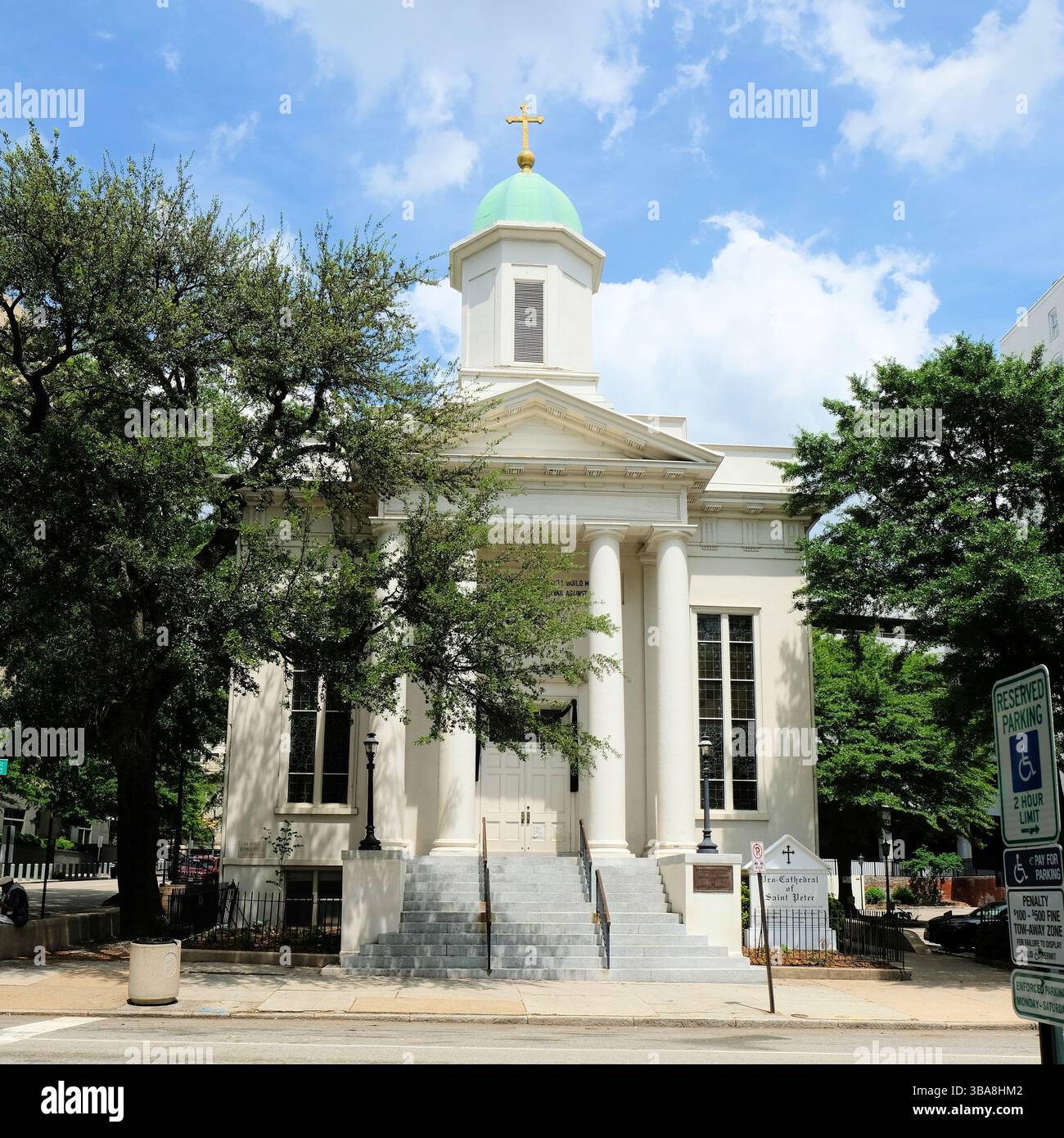 St. Peter's Pro-Cathedral Catholic Church in Richmond, Virginia ...