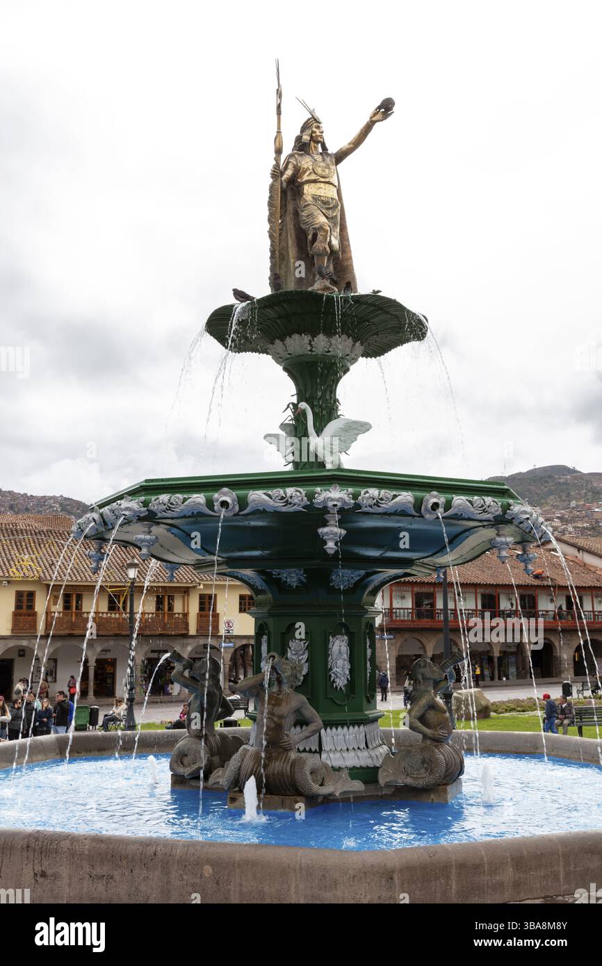 King of the Incas Pachacutec over fountain in Plaza de Armas, Cusco ...
