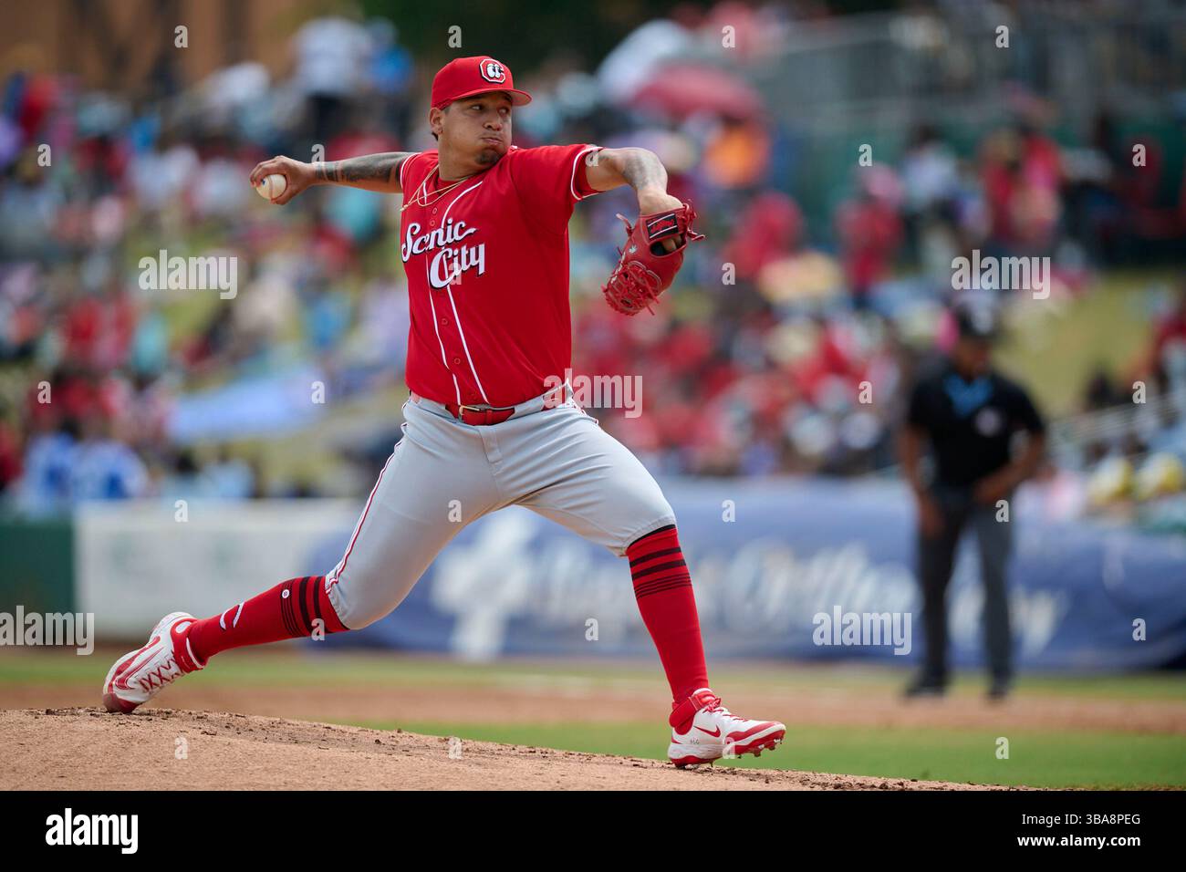 Chattanooga Lookouts pitcher Jose Franco (48) during an MiLB Southern ...