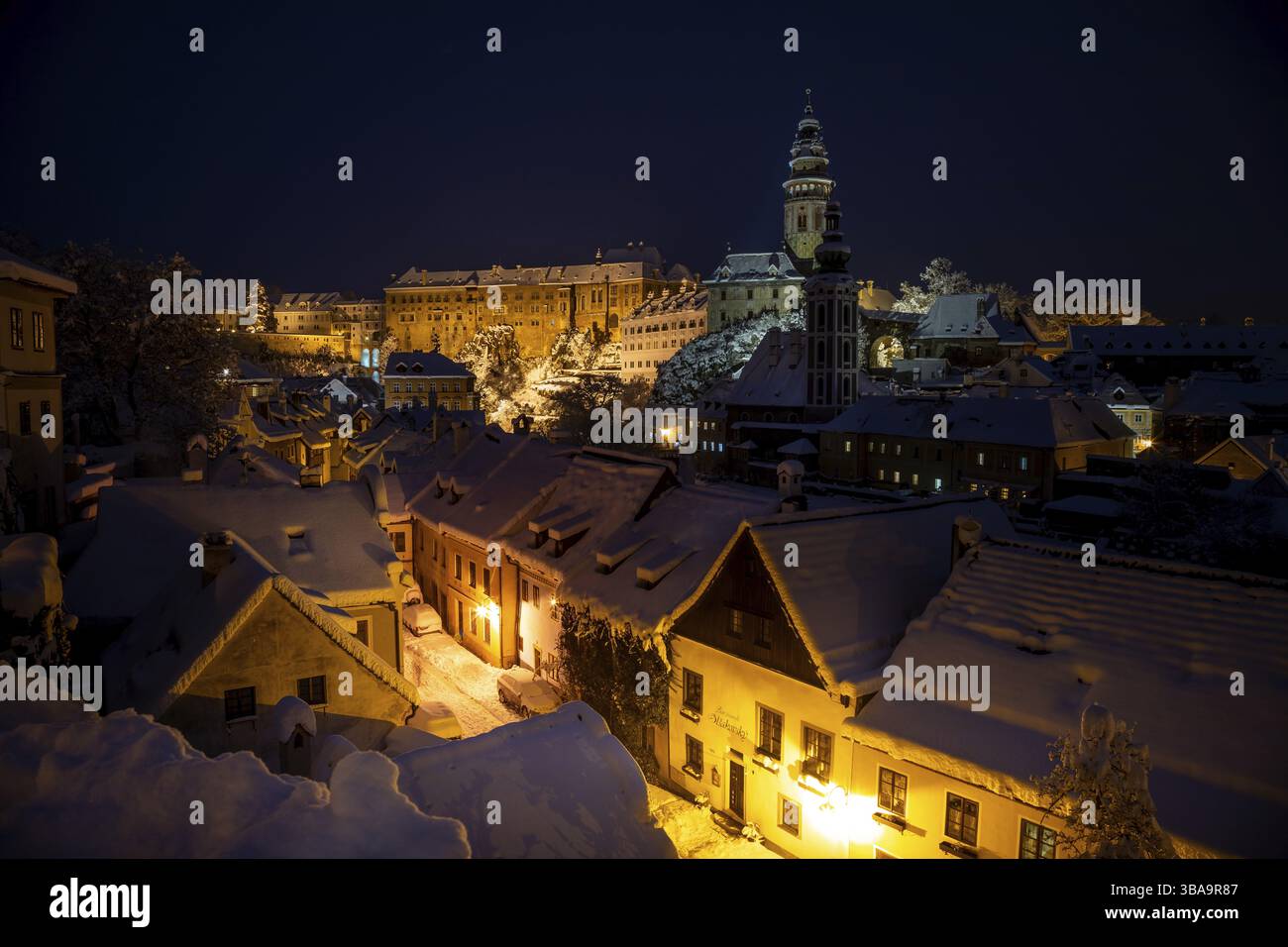 No snow in part hi-res stock photography and images - Alamy