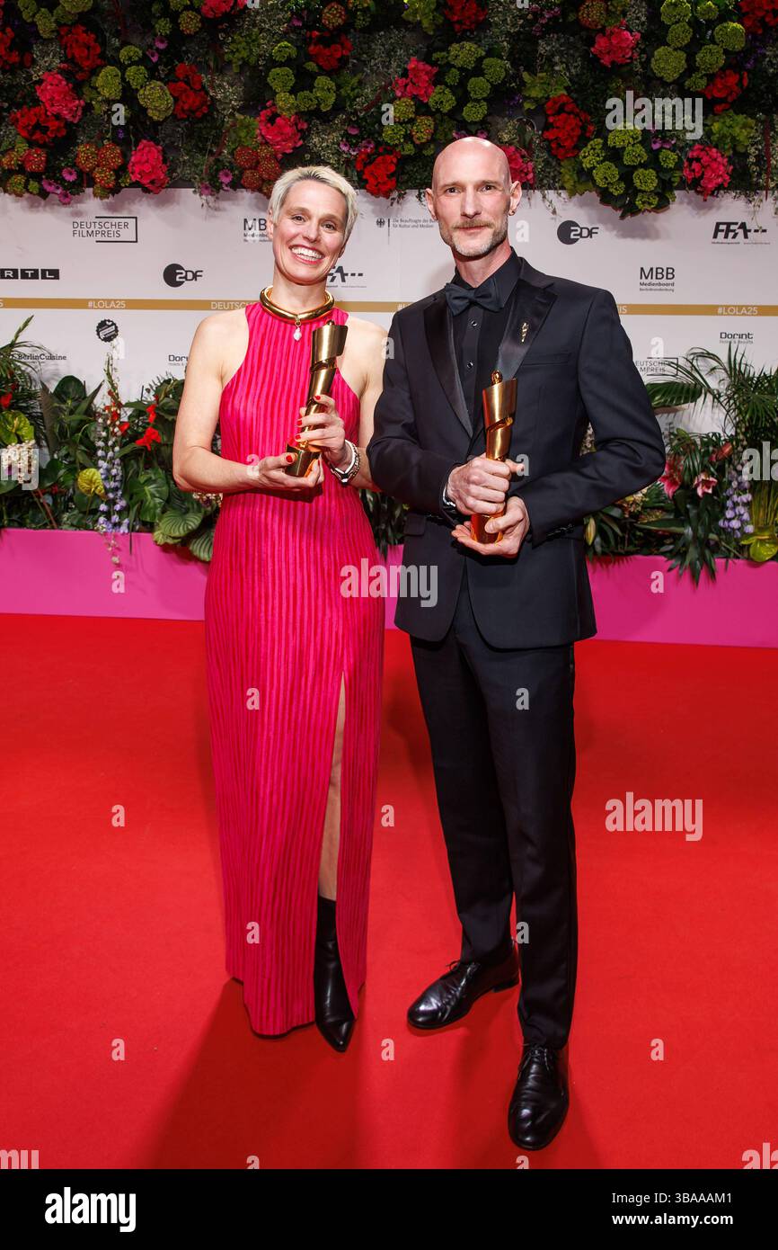 Award - Deutscher Filmpreis 2025 - Preisträger Melanie Raab and Julian ...