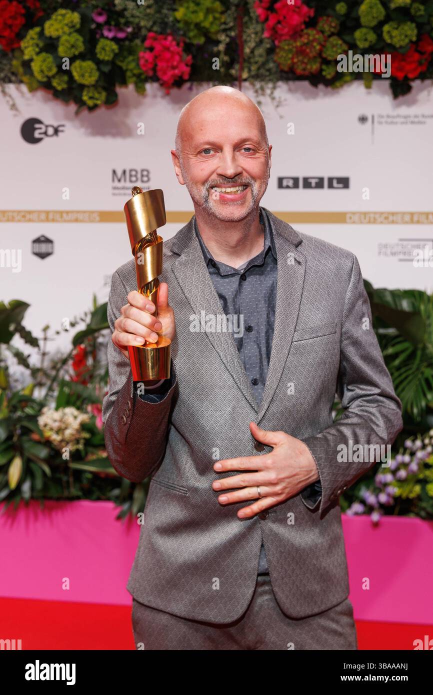 Award - Deutscher Filmpreis 2025 - Preisträger Veit Helmer beim ...