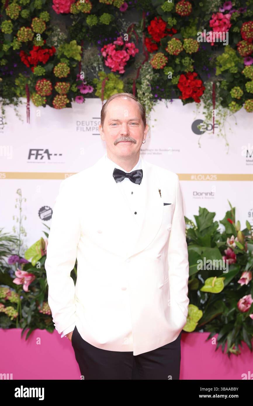 Award - Deutscher Filmpreis 2025 - Roter Teppich Godehard Giese beim ...