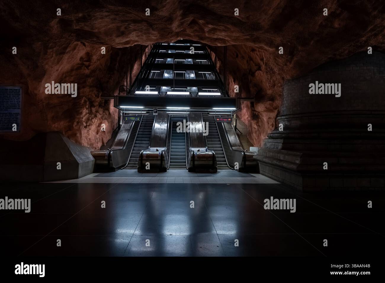 Rådhuset, Stockholm Metro Station, Blue Line, Sweden Stock Photo - Alamy
