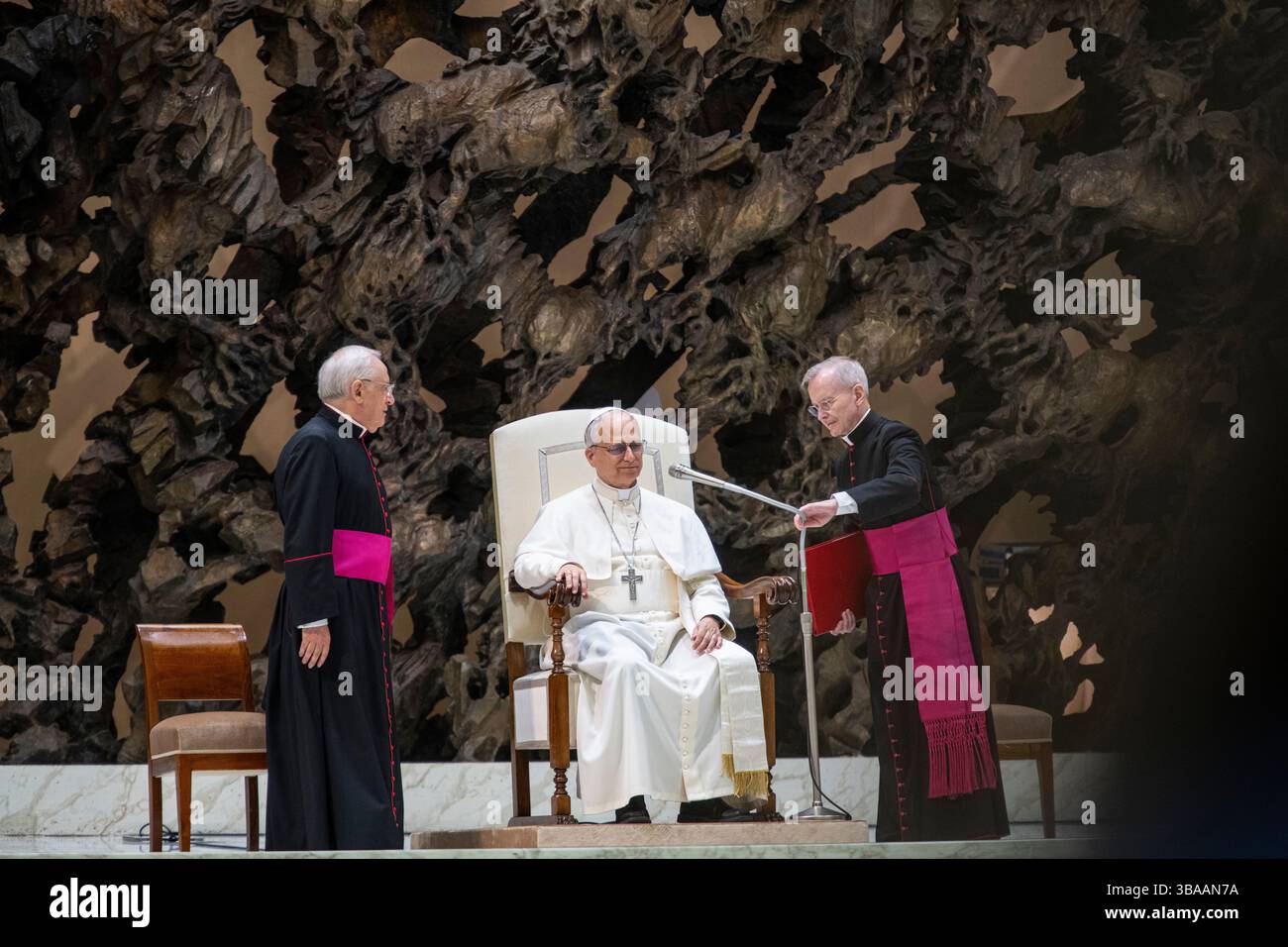 Pope Leo XIV, Papa Leone 14, Robert Francis Prevost meets the memebers ...