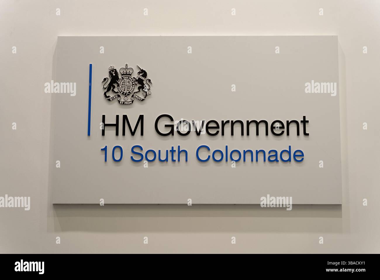 Official plague for HM Government 10 South Colonnade on white ...