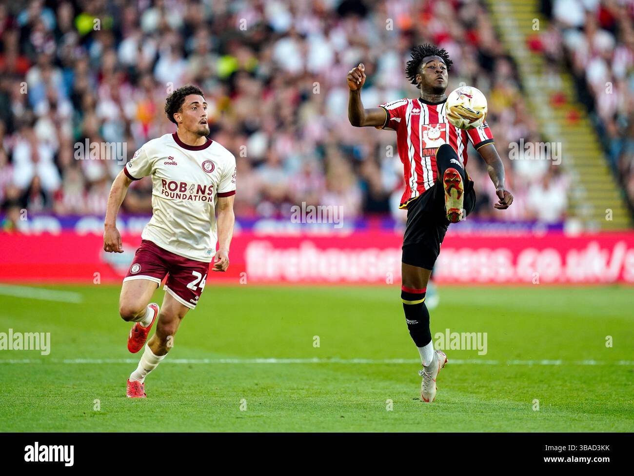 Bristol City's Haydon Roberts and Sheffield United's Andre Brooks ...