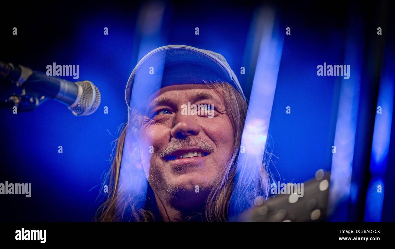 The Band Friska Viljor live on stage Salzburg Rockhouse Salzburg ...
